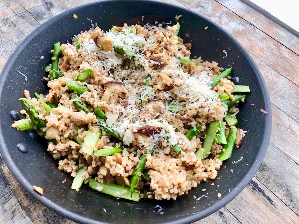 Byggotto med steinsopp og asparges – Mai Eckhoff Morseth